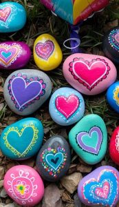 37 Lovely Heart Painted Rock Ideas To Spread Love on Valentine's Day
