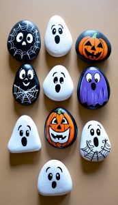 43 Cute Ghost Painted Rock Ideas for Easy Halloween Fun