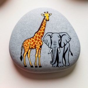 21 Giraffe Painted Rock Ideas: Creative Safari Art for All Animal ...